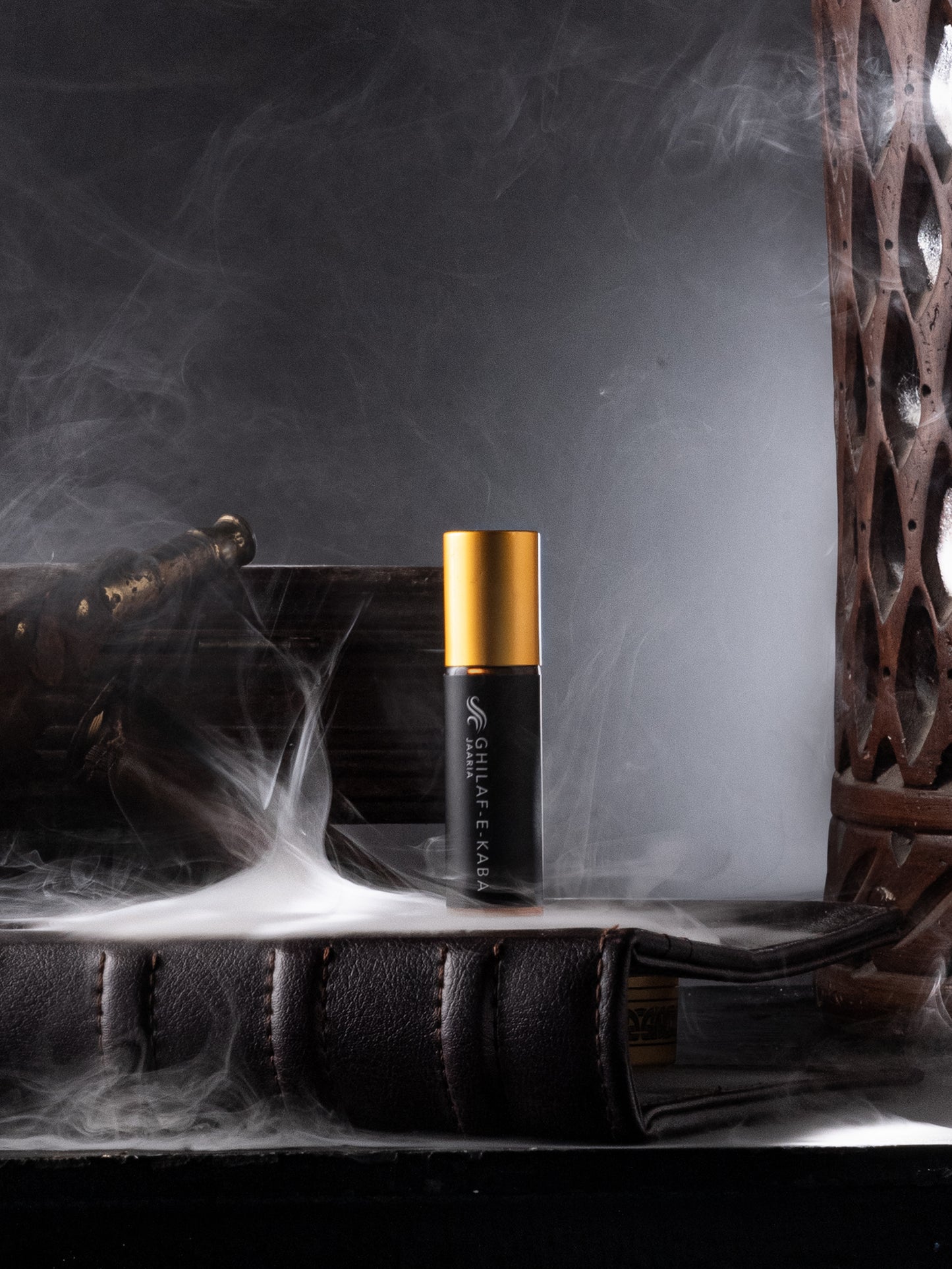 Ghilaf e kaba Attar – jaaria PK